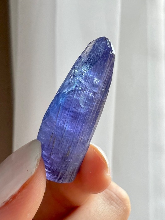 Tanzanit krystal :: Krystalgalaxy.cz