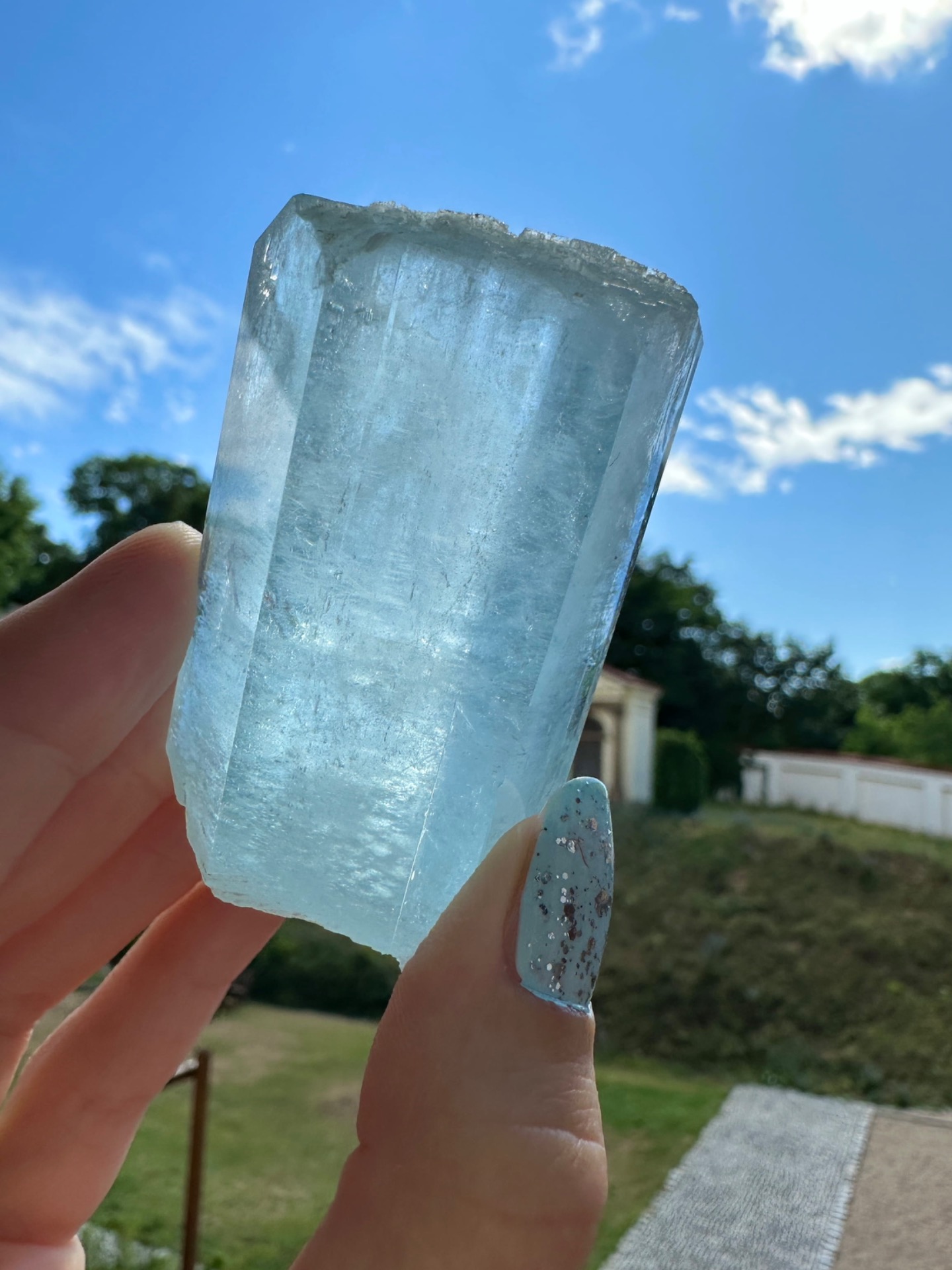 Akvamarín krystal :: Krystalgalaxy.cz
